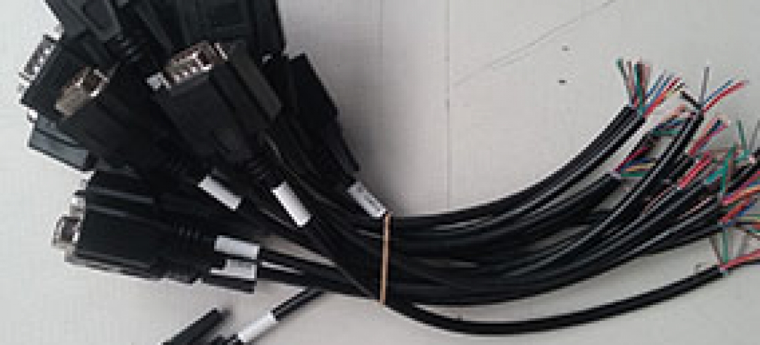 Câble informatique - Louis Schneider